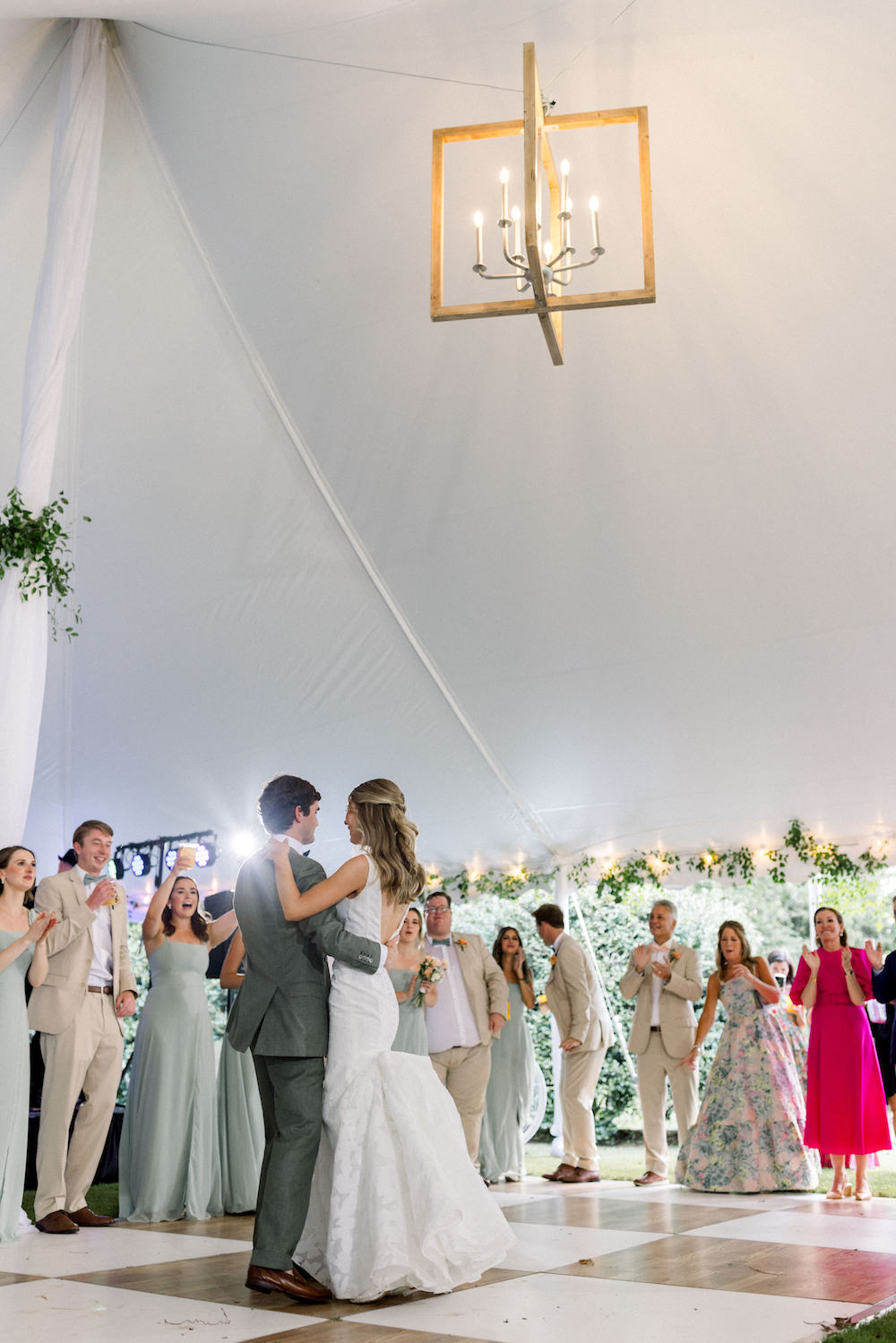 Erin and Hampton - Weddings at Burge Club